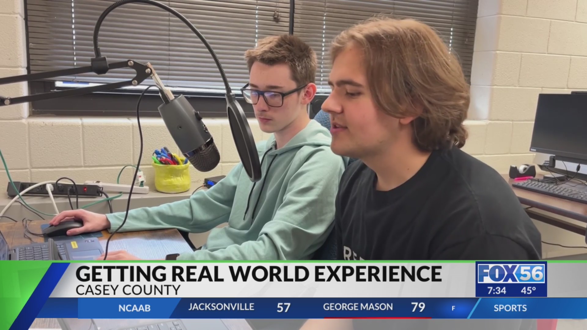 Casey Co. High School students getting experience in the world of radio ...