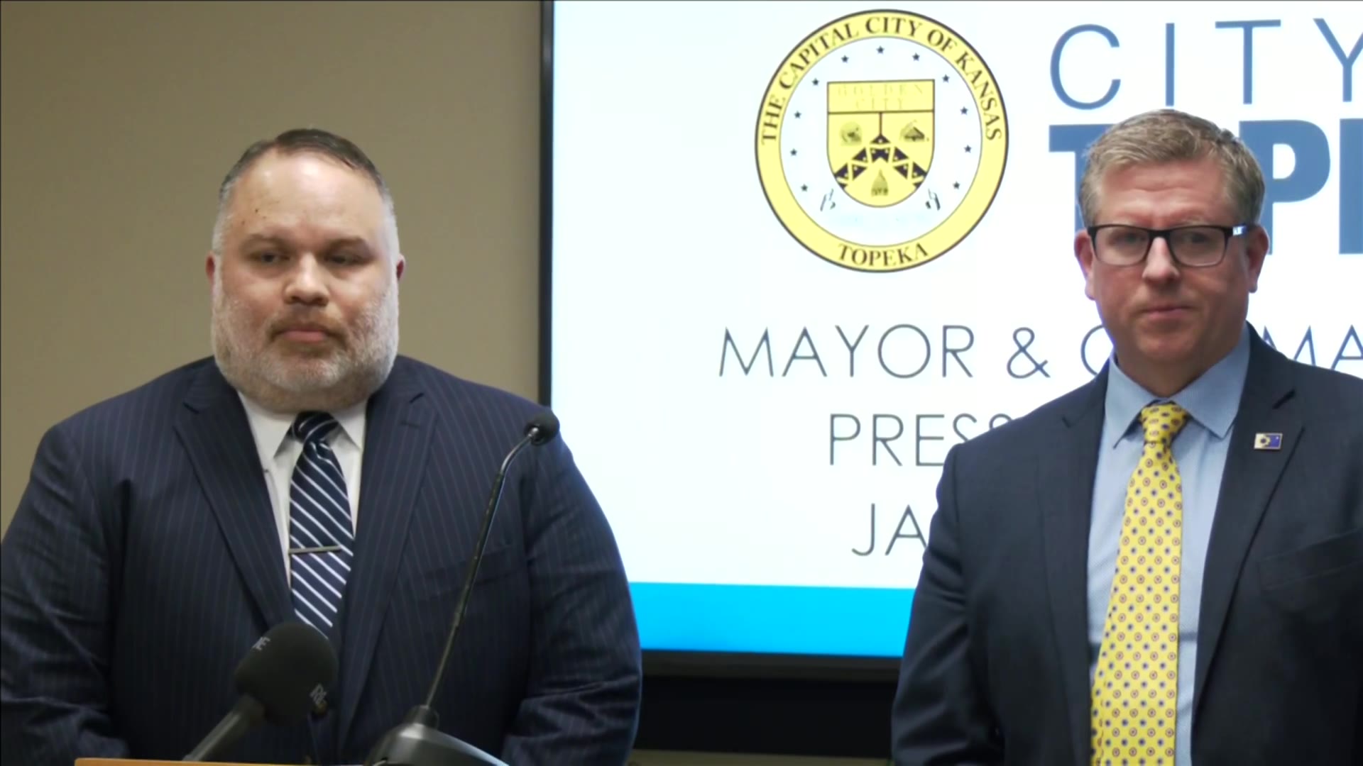 New Topeka mayor holds press conference with city manager – KSNT 27 News