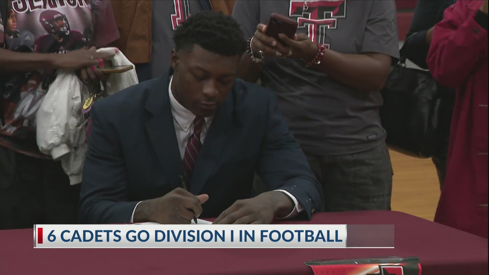 6 Cadets sign Division I in football – WSAV-TV