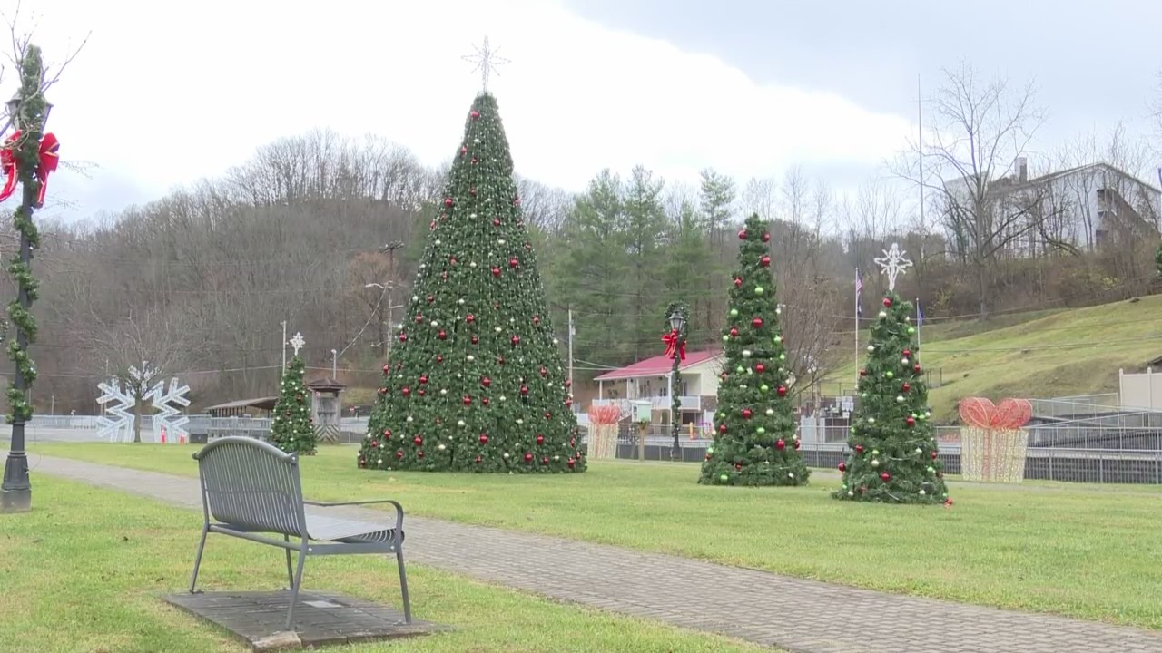 The Town of Bluefield, Virginia prepares to kick off the holiday season ...