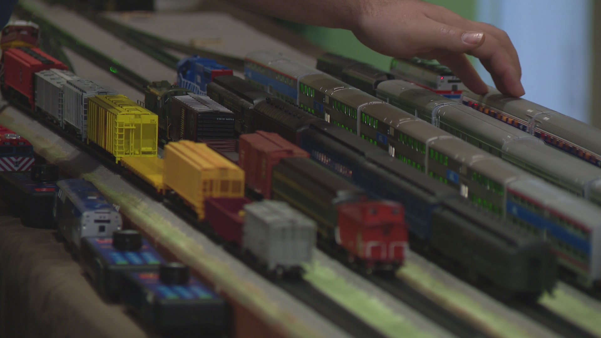 All aboard for family fun at Pullman’s historic model train show – WGN-TV