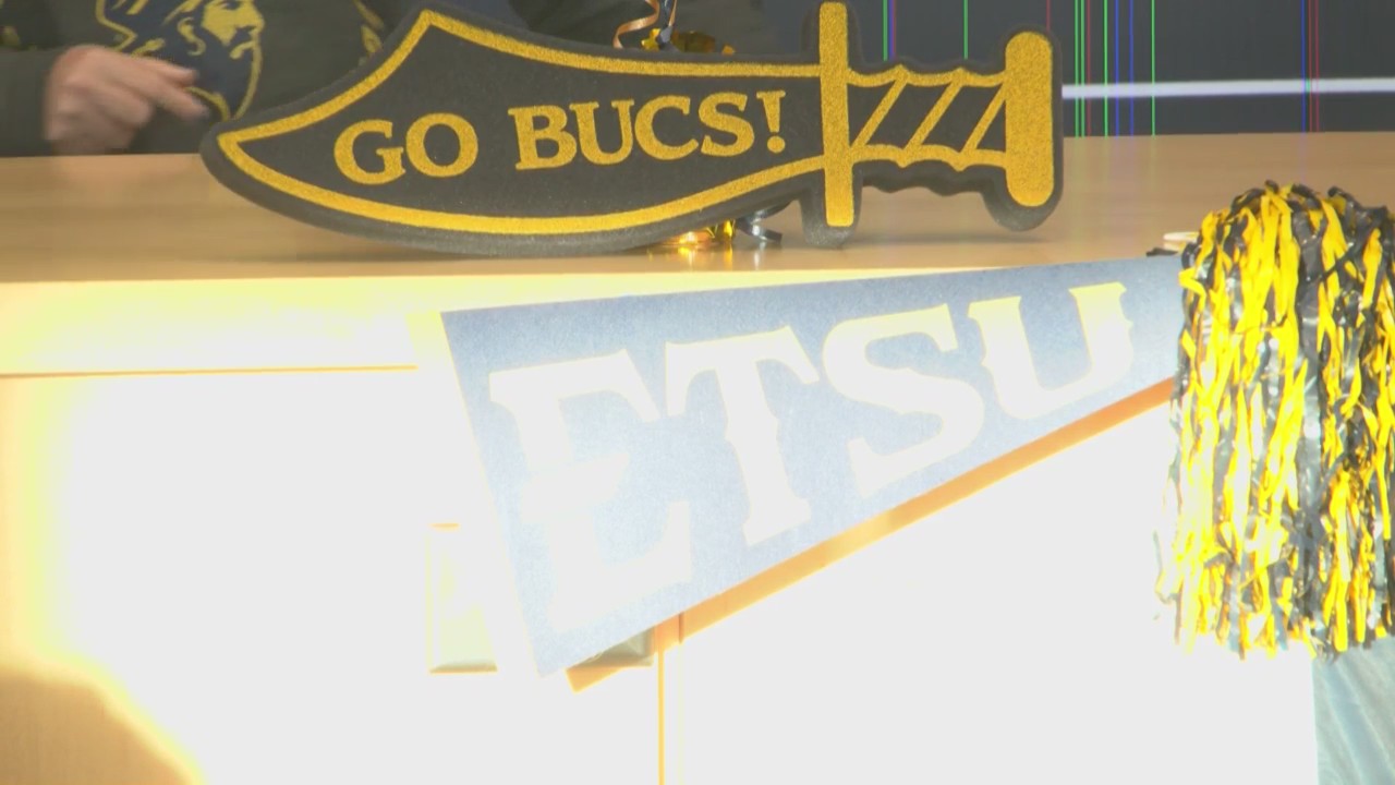 ETSU women drop a close game to the Kennesaw State inside Brooks gym ...