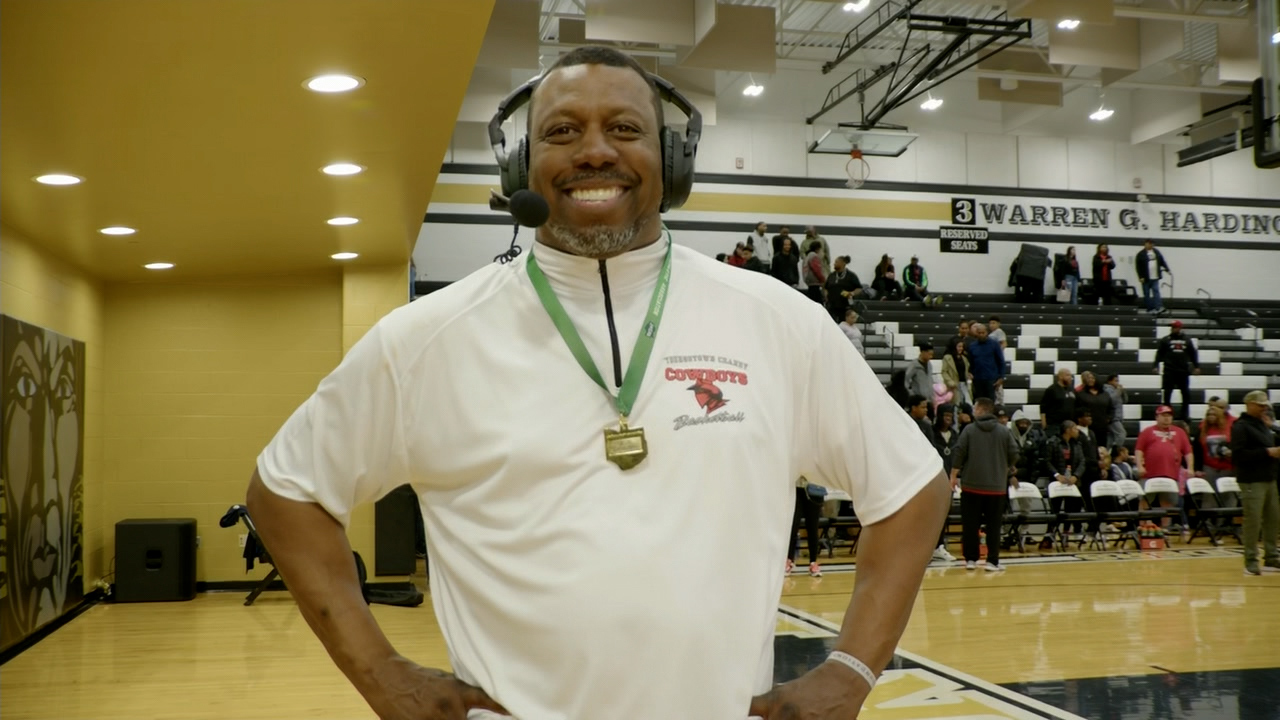 Chaney coach celebrates winning district title – WKBN.com