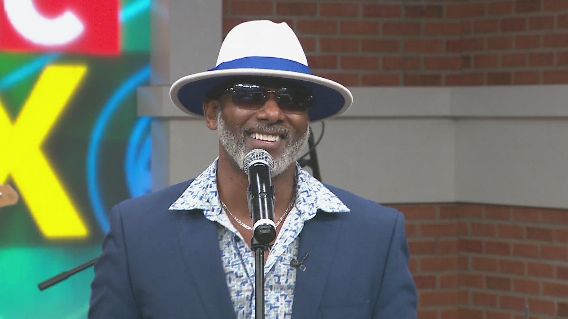 Memphis Music Mix: Clovis Wright performs “Pretty Lady” – WREG.com