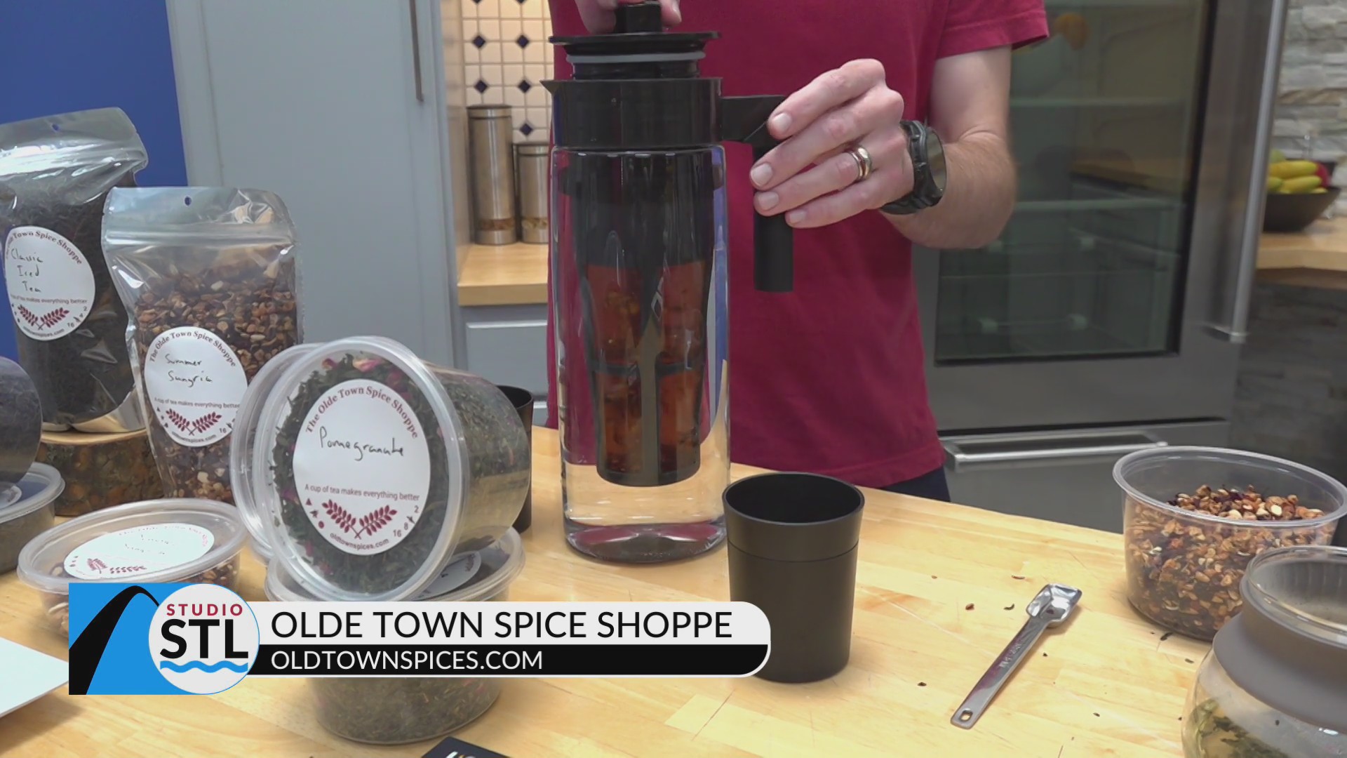 Celebrate National Iced Tea Day with the Olde Town Spice Shop – FOX 2