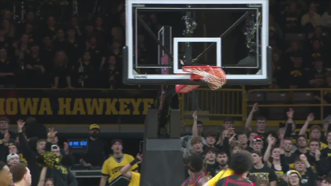 Iowa Freshman Tate Sage making an impact on the early season – who13.com