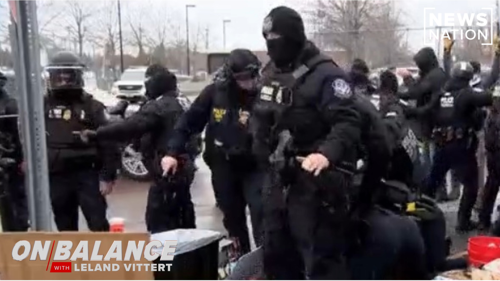 Federal agents in Minnesota under new restrictions during protests | On ...