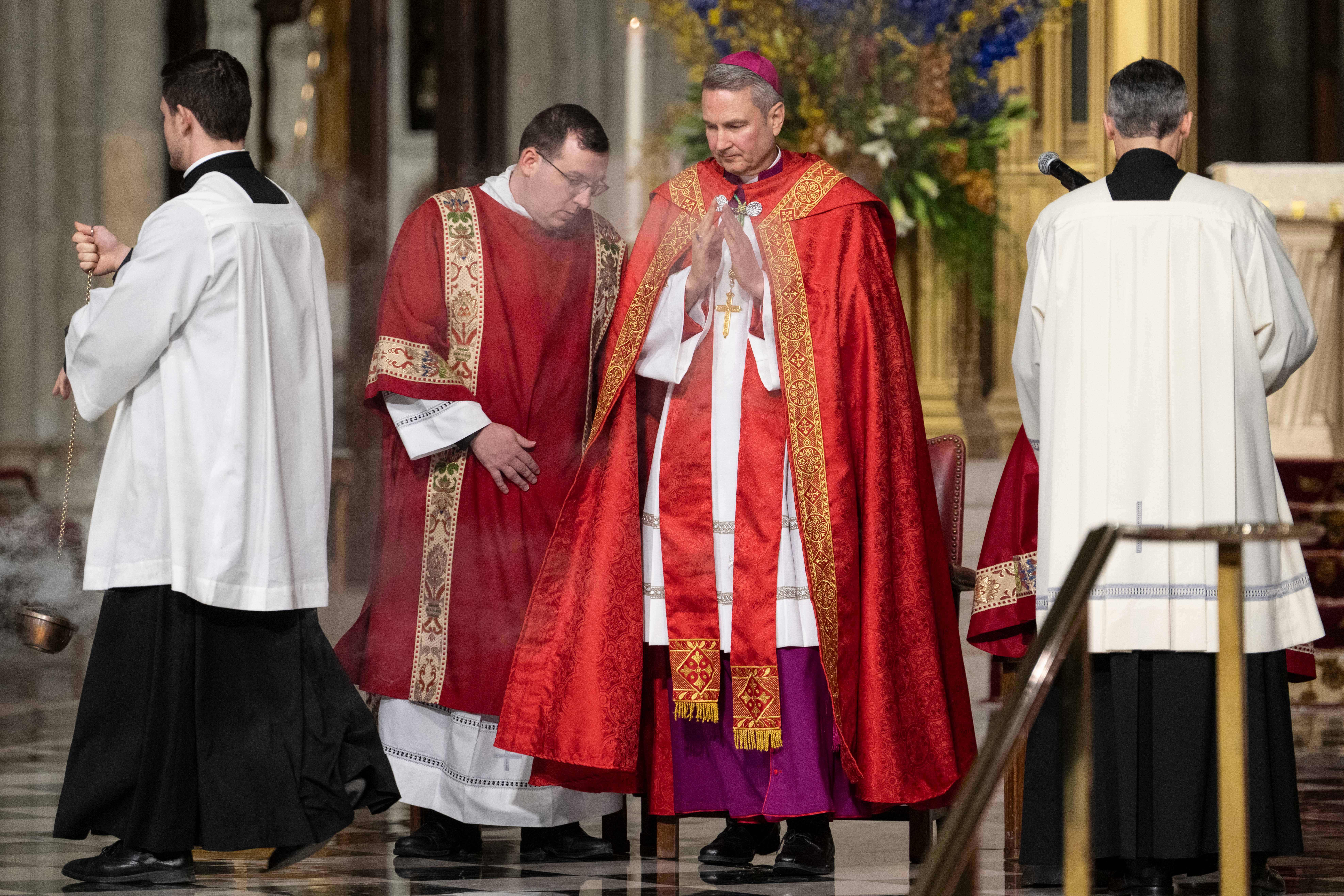 Cardinal Dolan ushers in new Archbishop of NY Ronald Hicks – PIX11